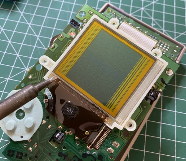 Wolfgang Ziegler - Fixing a Game Boy Display